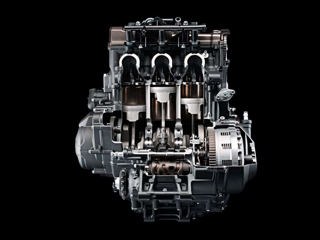 18 Neue Fotos Der Neuen Yamaha MT09 Im Test | AUTODINO