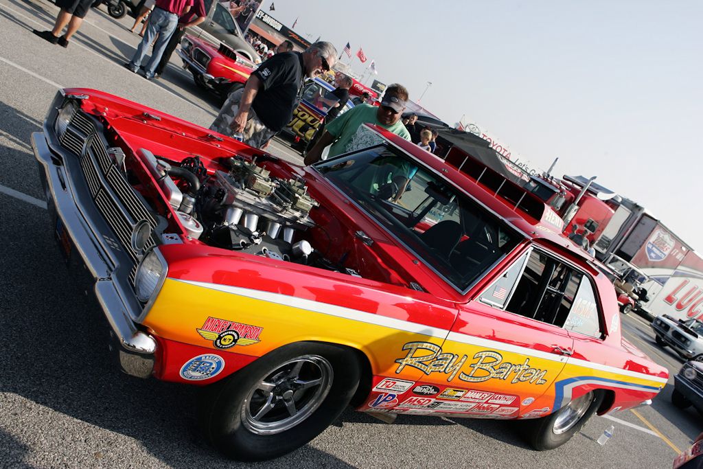 Fette GEN II 426 Race HEMI Motoren Auf Der HEMI Challenge | AUTODINO