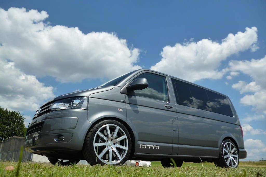 Sport Wagen: VW T5 Multivan Mit 360PS | AUTODINO