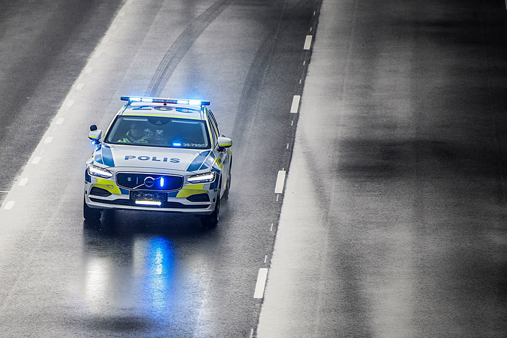 Volvo V90 Kombi Als Polizeiauto | AUTODINO