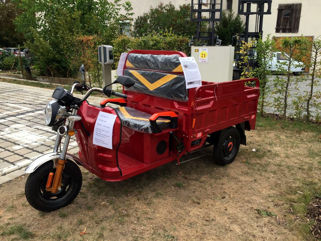 Elektro Piaggio Ape Rikscha | AUTODINO