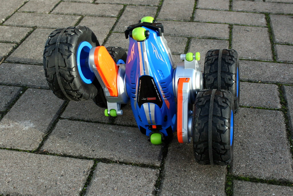 Carrera RC Turnator Super Flex Test | AUTODINO