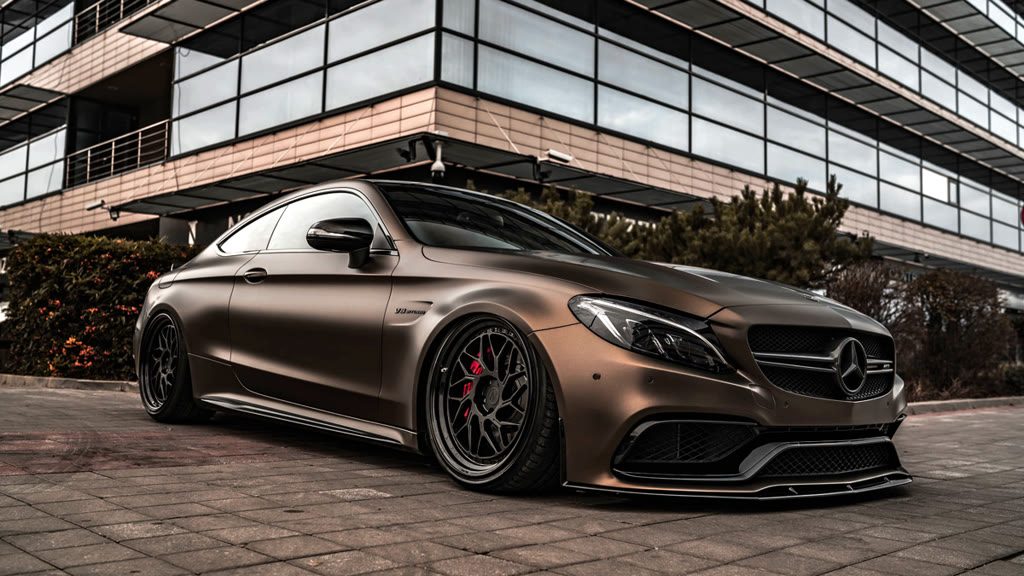 Folierung Und Tuning: Mercedes-AMG C 63 S Coupé | AUTODINO