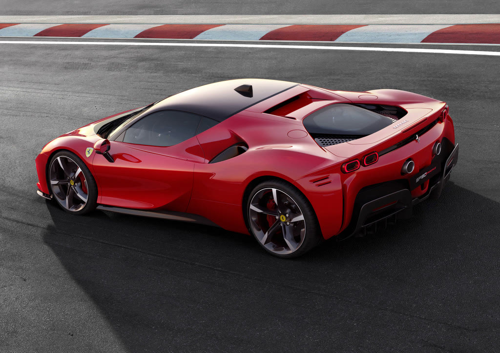 Elektro Ferrari SF 90 Stradale Liefert 1000PS | AUTODINO