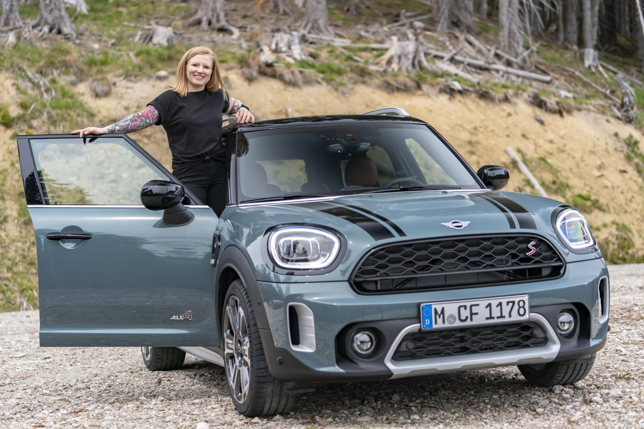 Autos Und Frauen - Frauenpower Bei MINI | AUTODINO