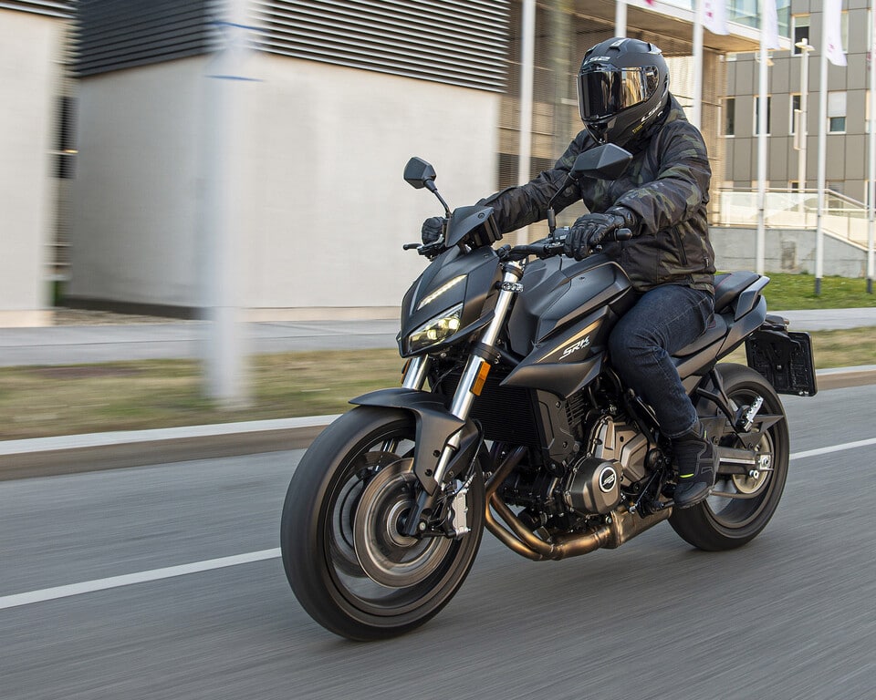 China-Bike QJ Motor SRK 700 | AUTODINO