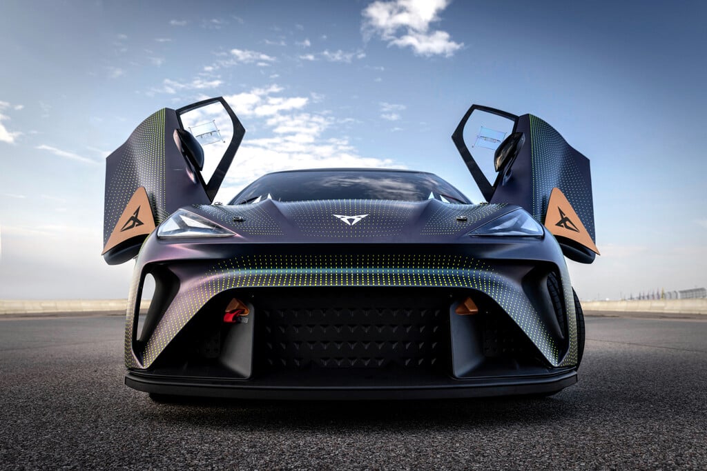 Driven: Curpa Urban Rebel Racing Concept | AUTODINO