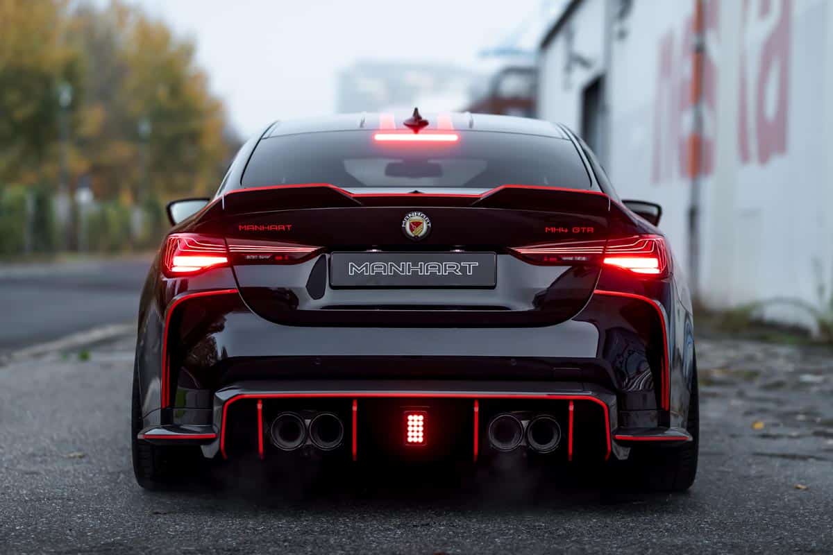 Nassmacher BMW Tuning: MANHART MH4 GTR II | AUTODINO