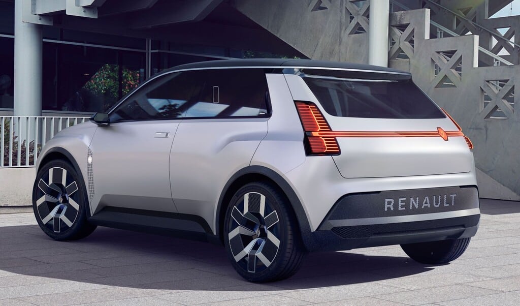 Der Neue Renault R5 Wäscht Die Wäsche | AUTODINO