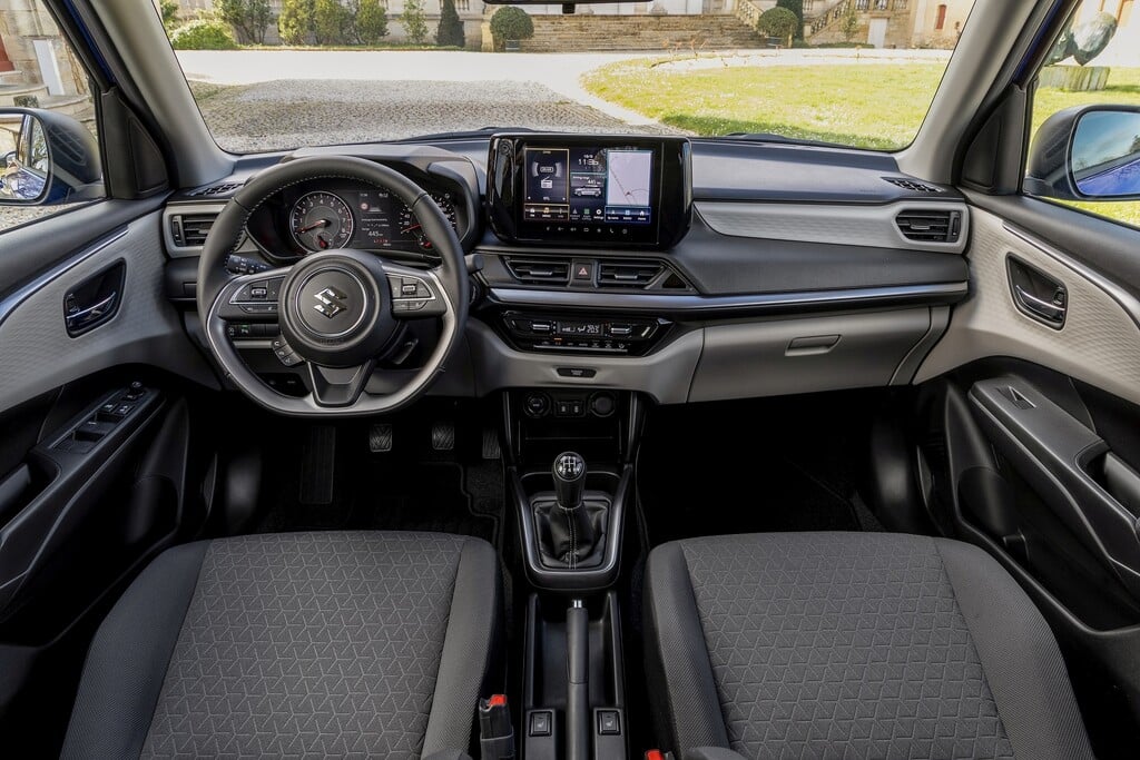 Suzuki Swift 2024 | AUTODINO